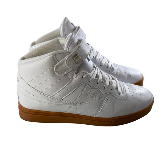 Fila | Shoes | Fila Womens White Gum Sole High Top Triple White Retro ...